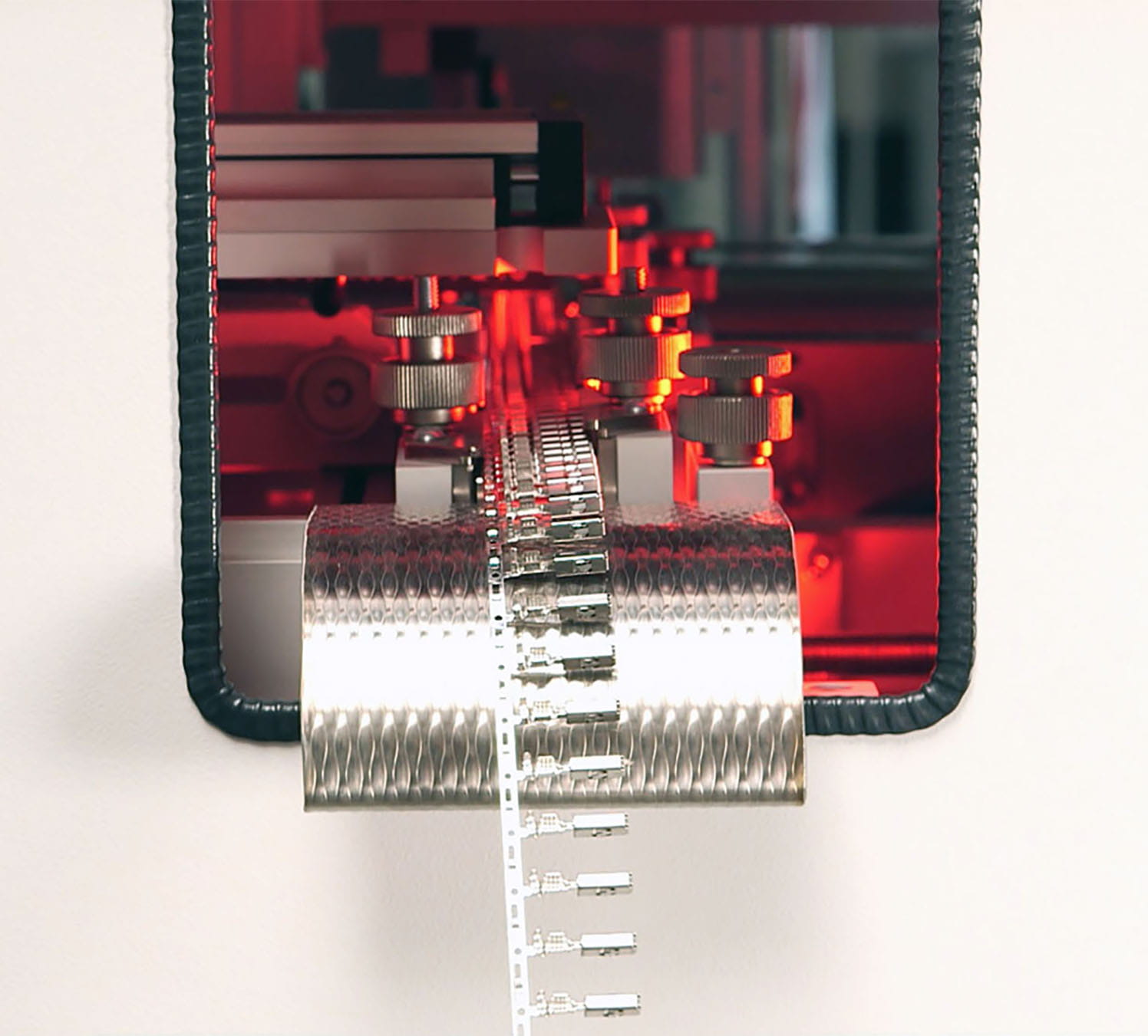 Optical in-line inspection of stamped parts | 业纳